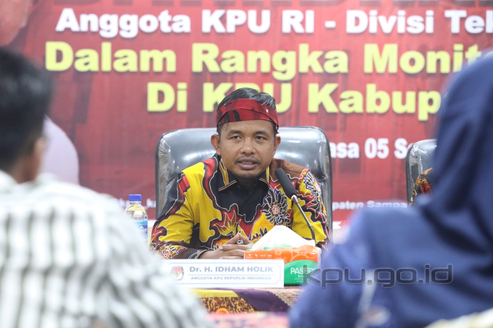 Tingkatkan Budaya Literasi Kepemiluan Jajaran KPU - KPU Tingkatkan Budaya Literasi Kepemiluan Jajaran KPU - KPU